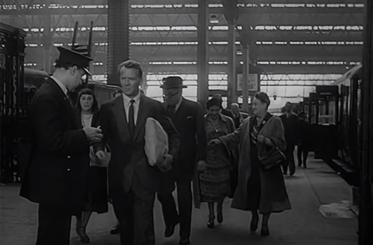 THE LONG MEMORY - British Railway Movie Database