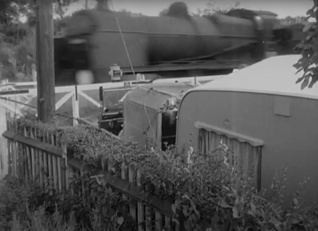 BOND OF FEAR - British Railway Movie Database